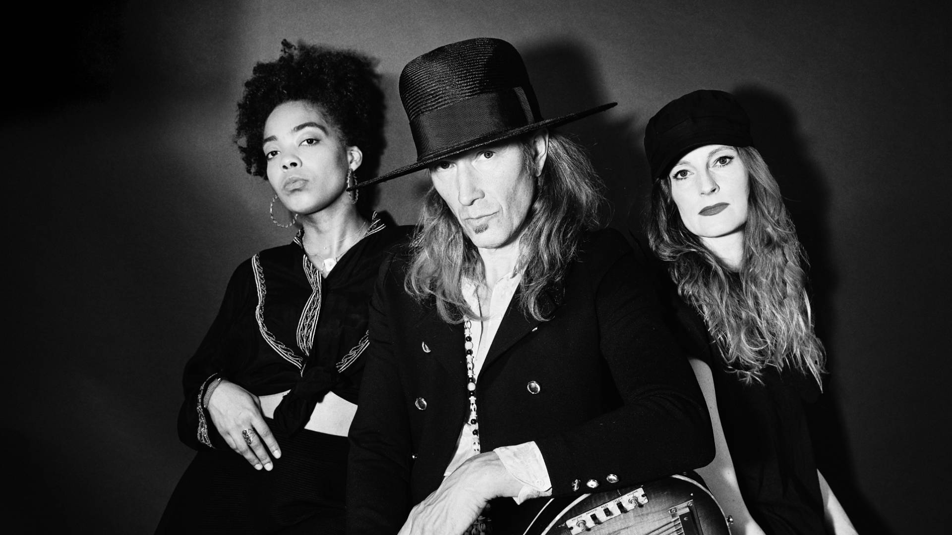 Stef Kamil Carlens & The Poem | 11 februari 2026 | Haddingestraat 23 | Spot Groningen