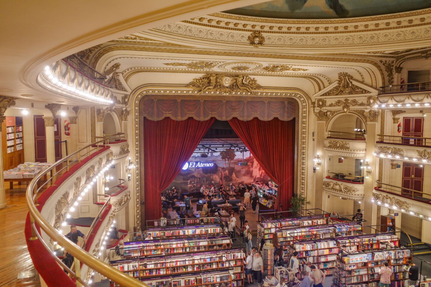 Droomtheater - Spot Groningen